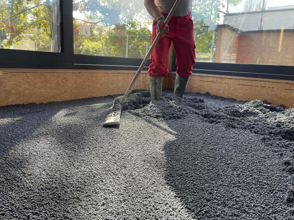 Starbeads Crystal Pro: De Ultieme Oplossing voor Thermische Isolatie - PMS Vloersystemen: Chape ...