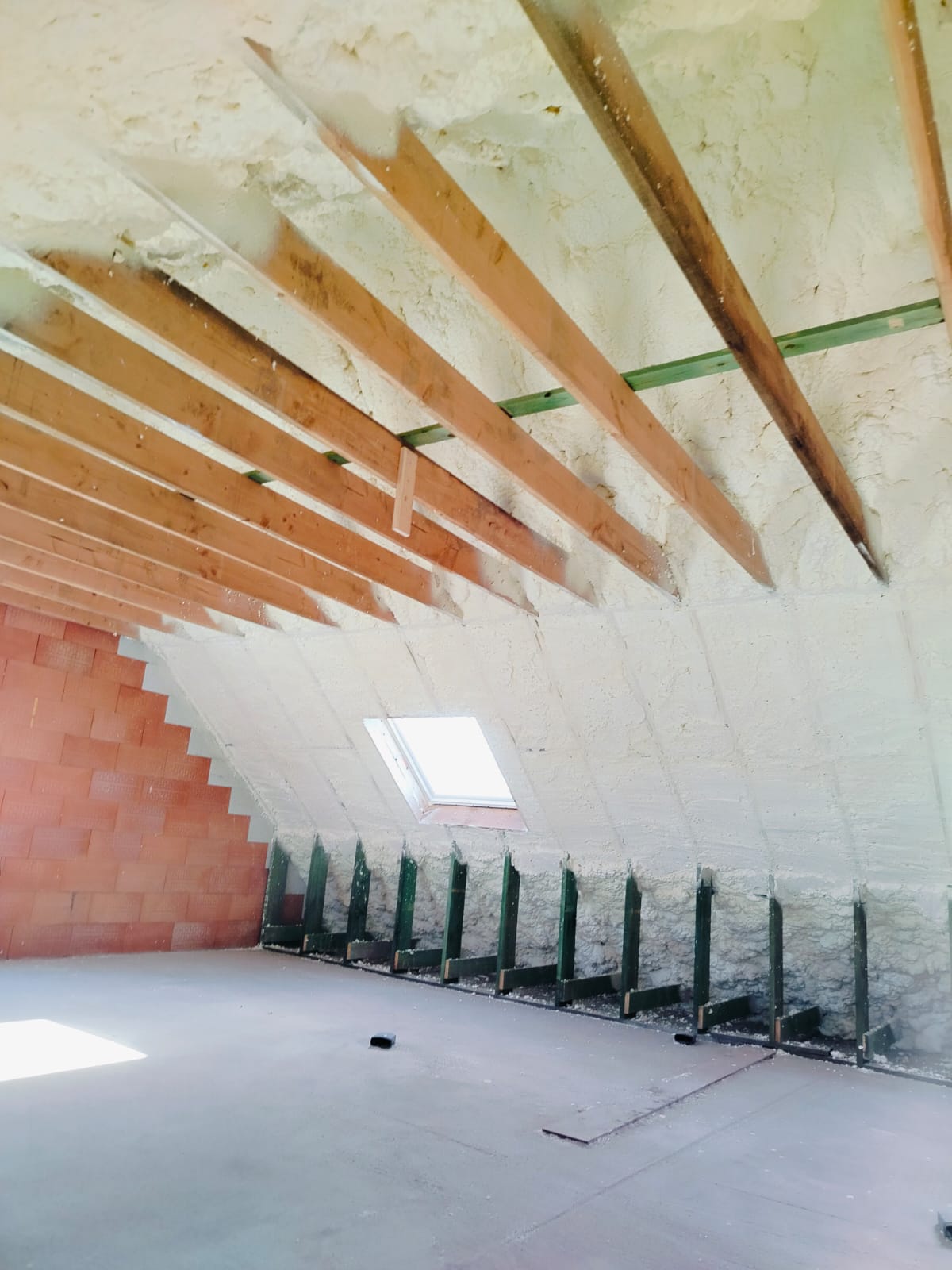 PMS Vloersystemen: Chape & Isolatie - Pagina 2 van 4 - De expert in chape en isolatie sinds 1989!